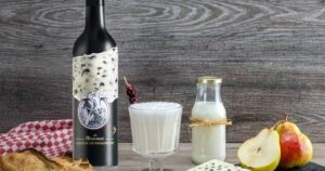 Golden Eight: The essence of the Williams pear - Distillerie Massenez